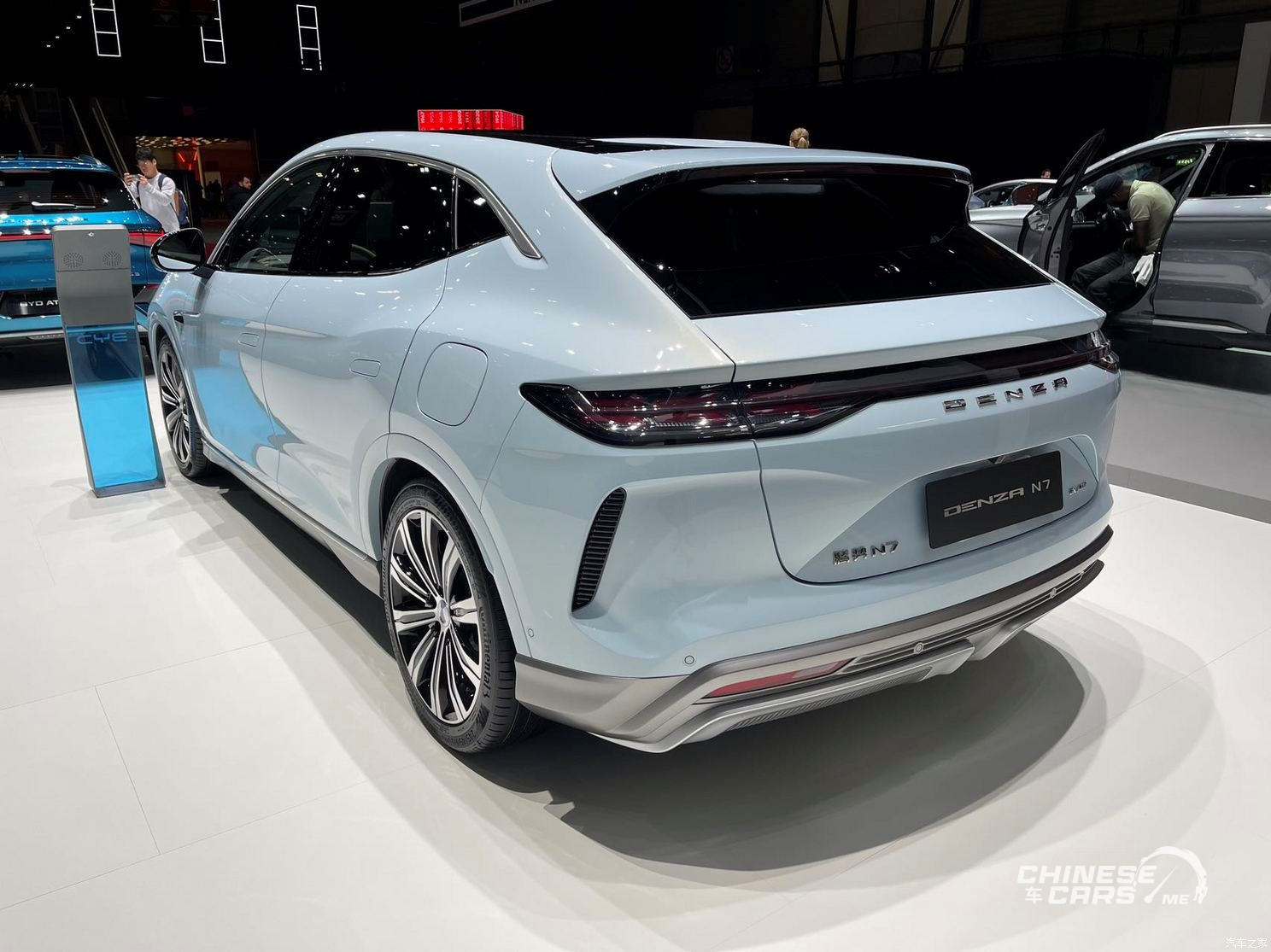 كشف النقاب عن سياراتي DENZA D9 و DENZA N7 خلال فعاليات معرض جنيف 2024 – شبكة السيارات الصينية